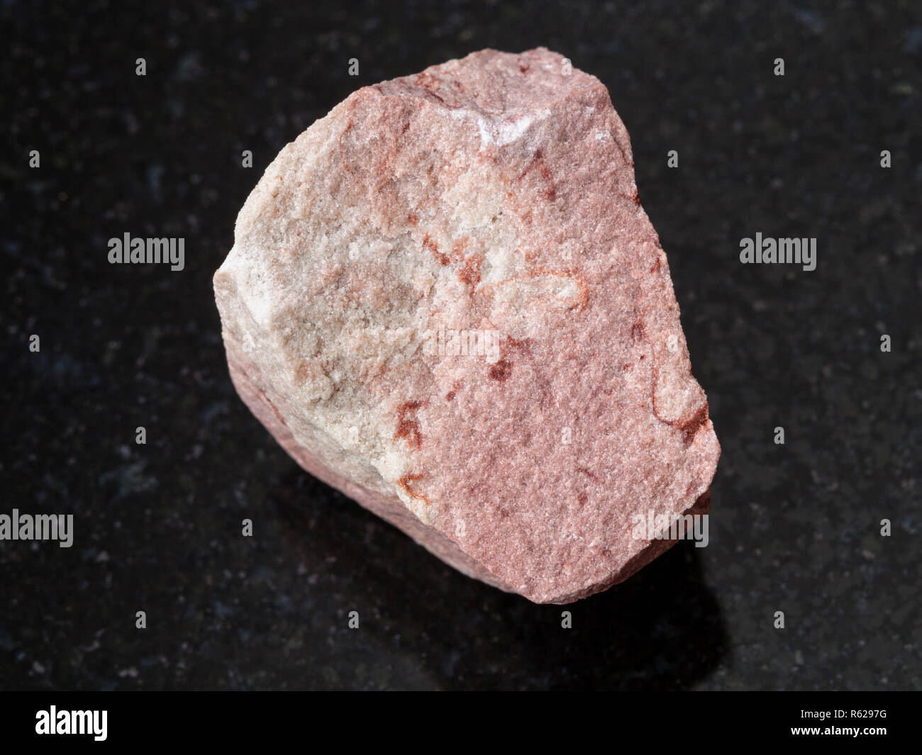 Calcareous sandstone hi-res stock photography and images - Alamy