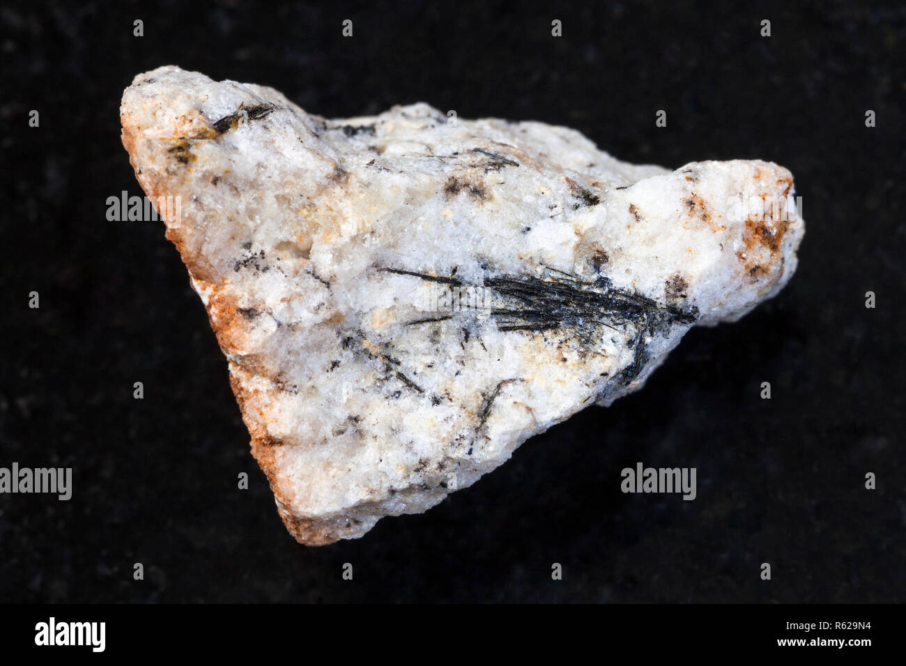 Ludwigite rock hi-res stock photography and images - Alamy