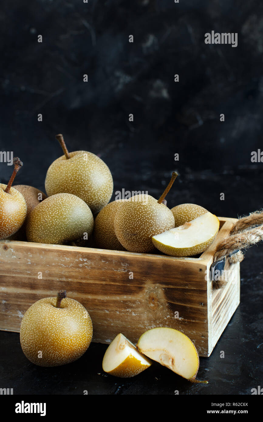 Nashi Pears in a box Stock Photo - Alamy
