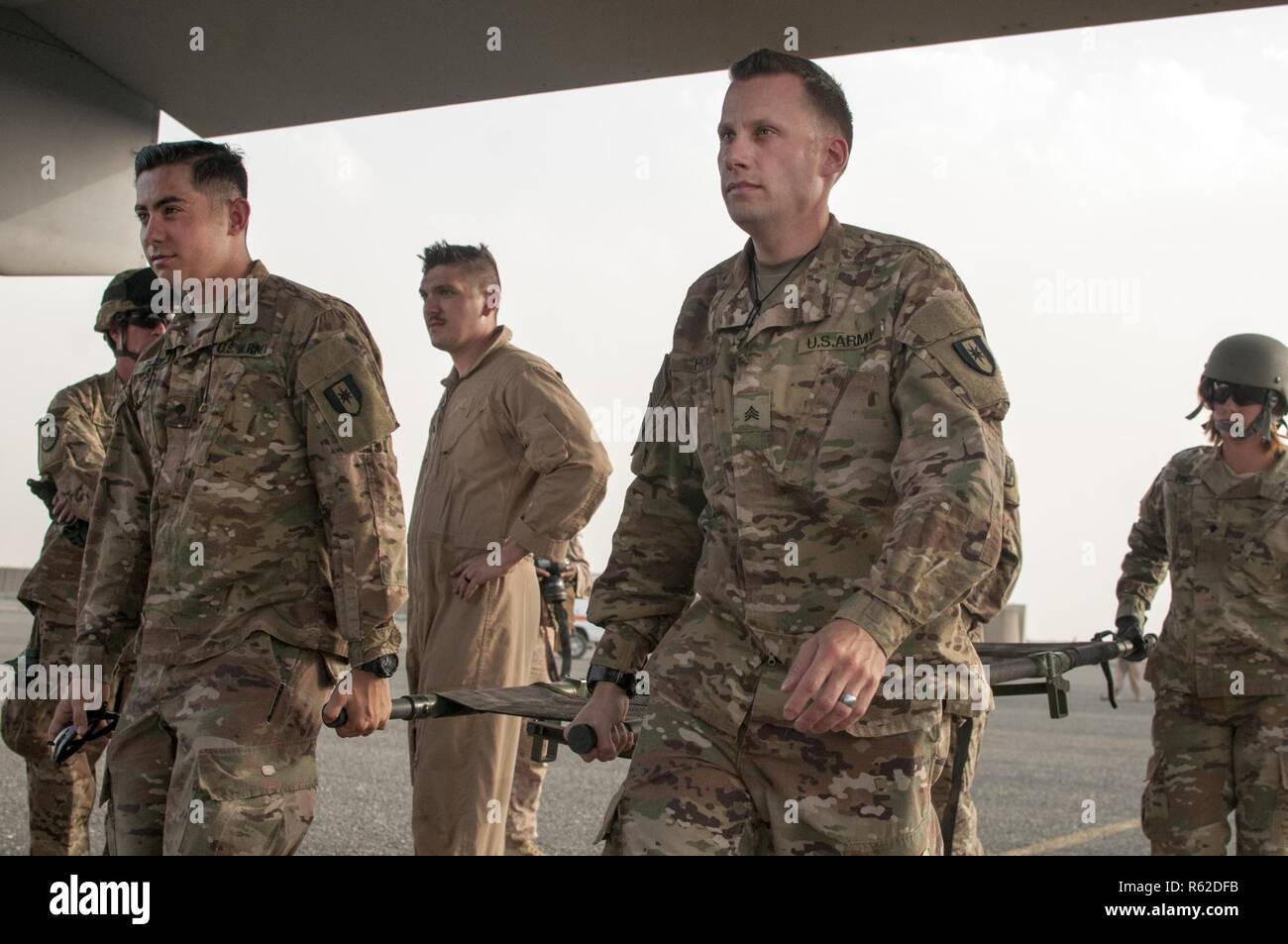 U.S. Army combat medics, with the 86th Combat Support Hospital ...