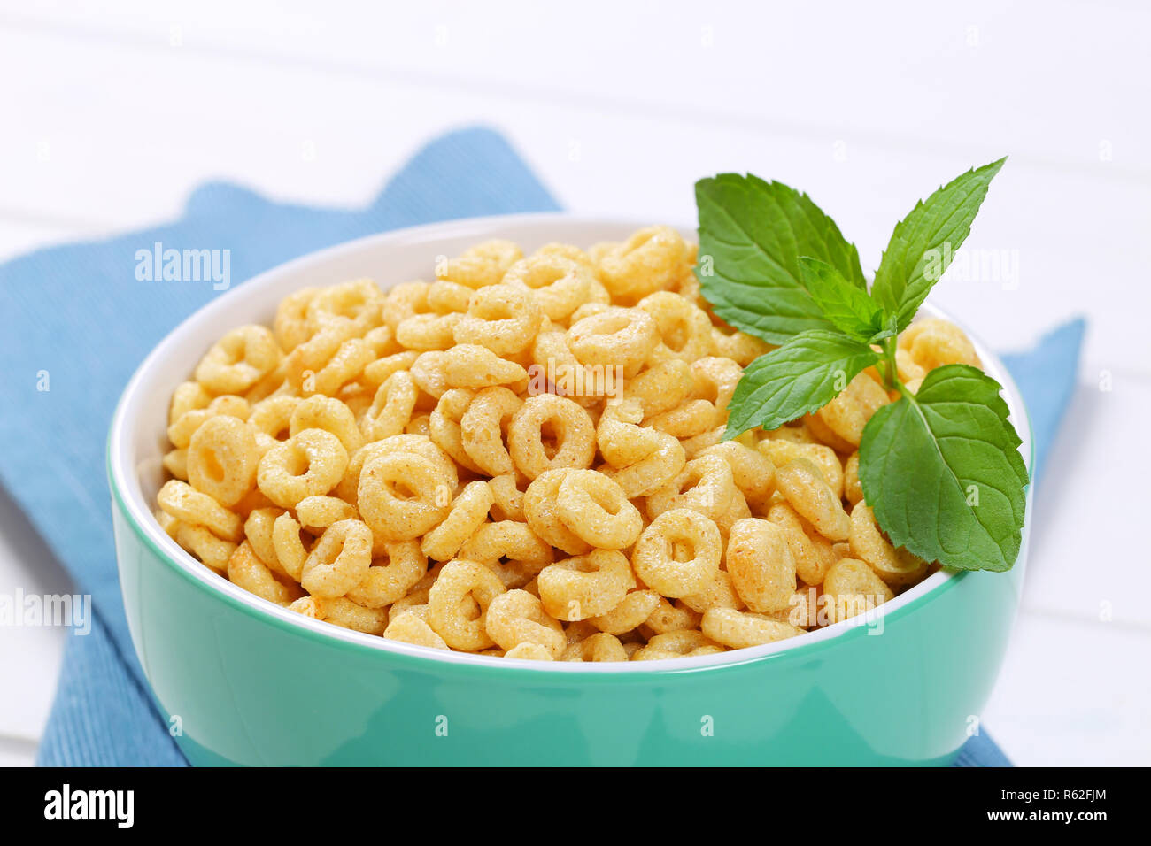 honey cereal rings Stock Photo - Alamy
