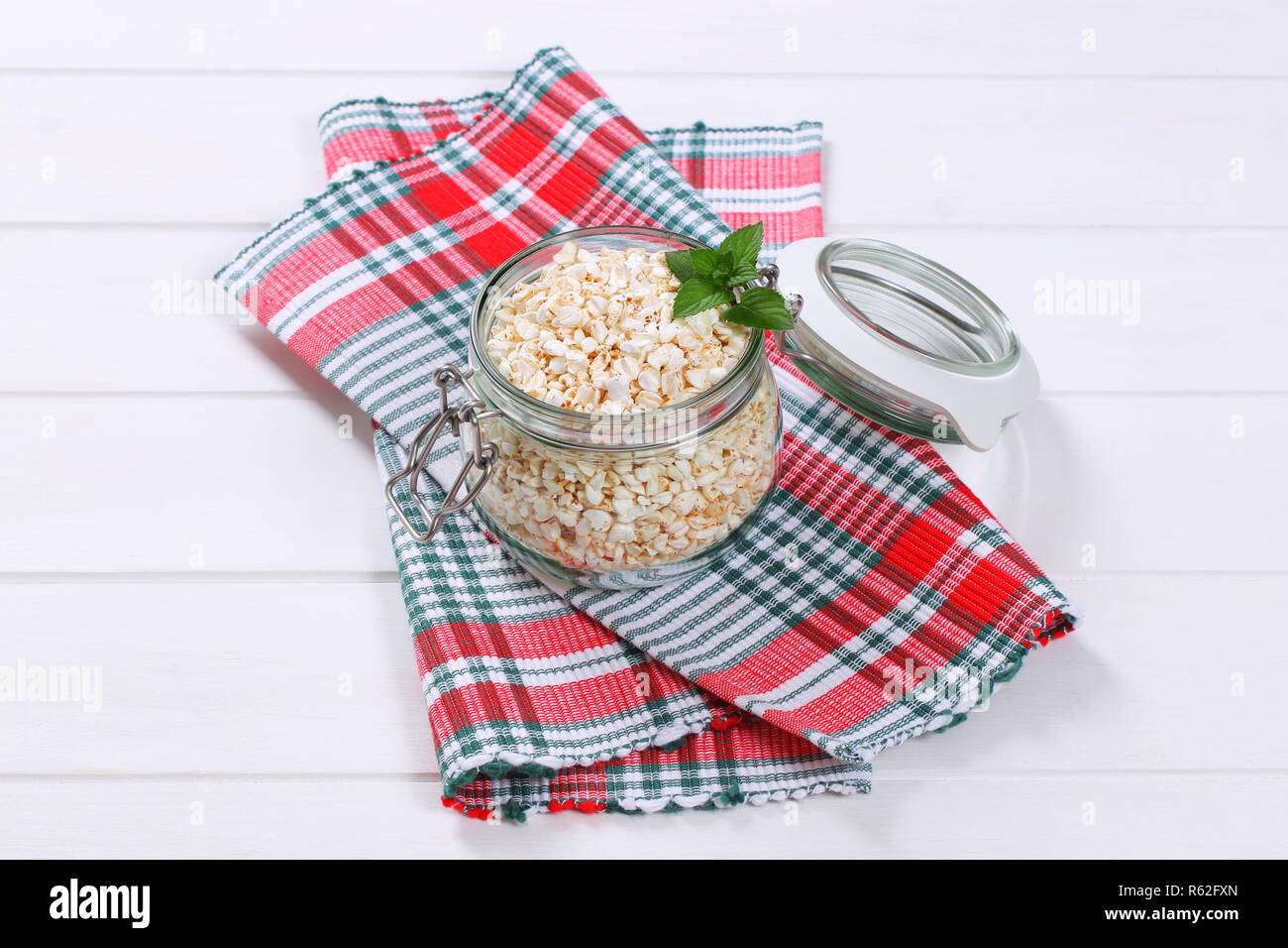 Popped Open High Resolution Stock Photography and Images - Alamy