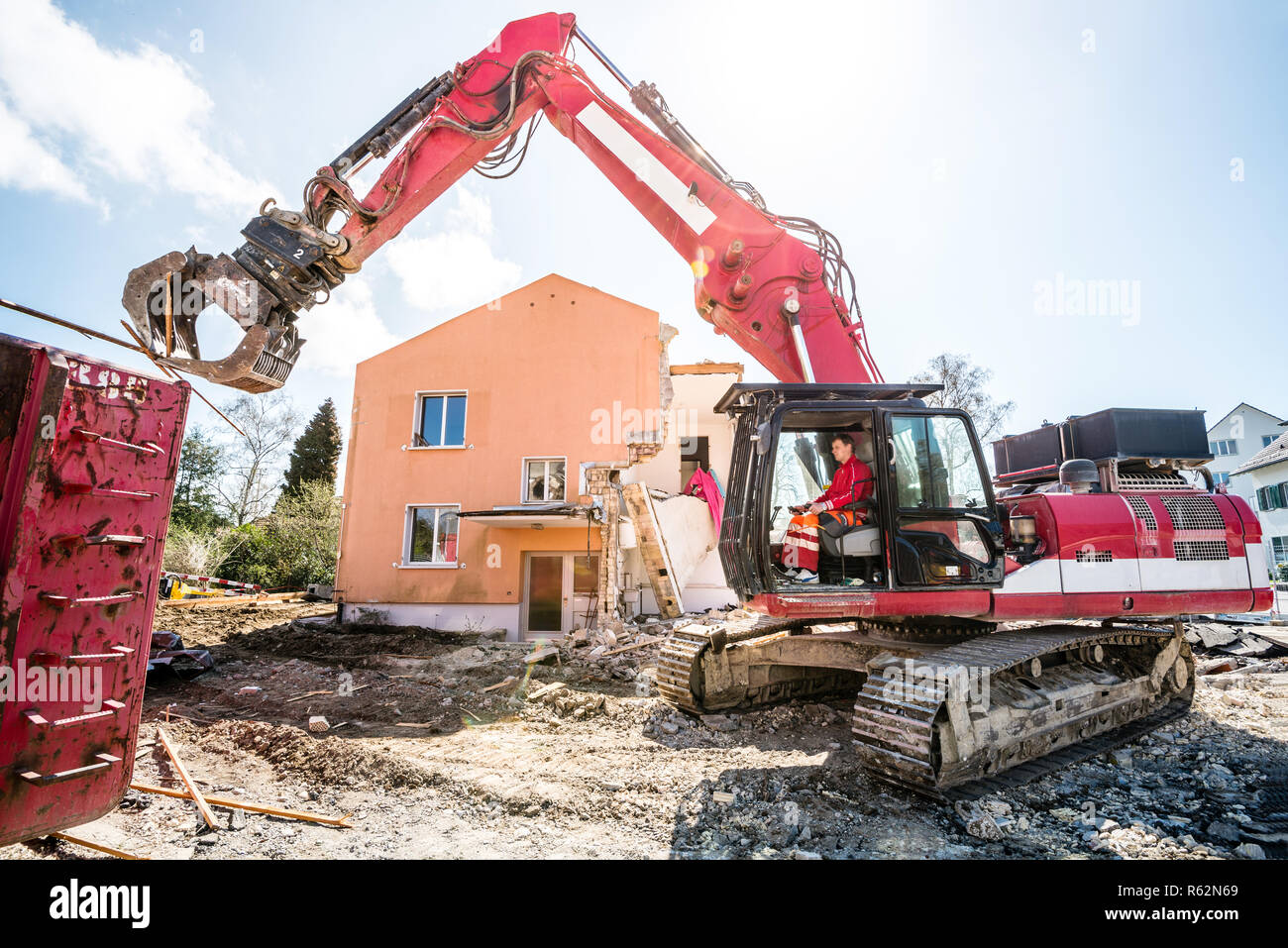 Digger house hi-res stock photography and images - Alamy