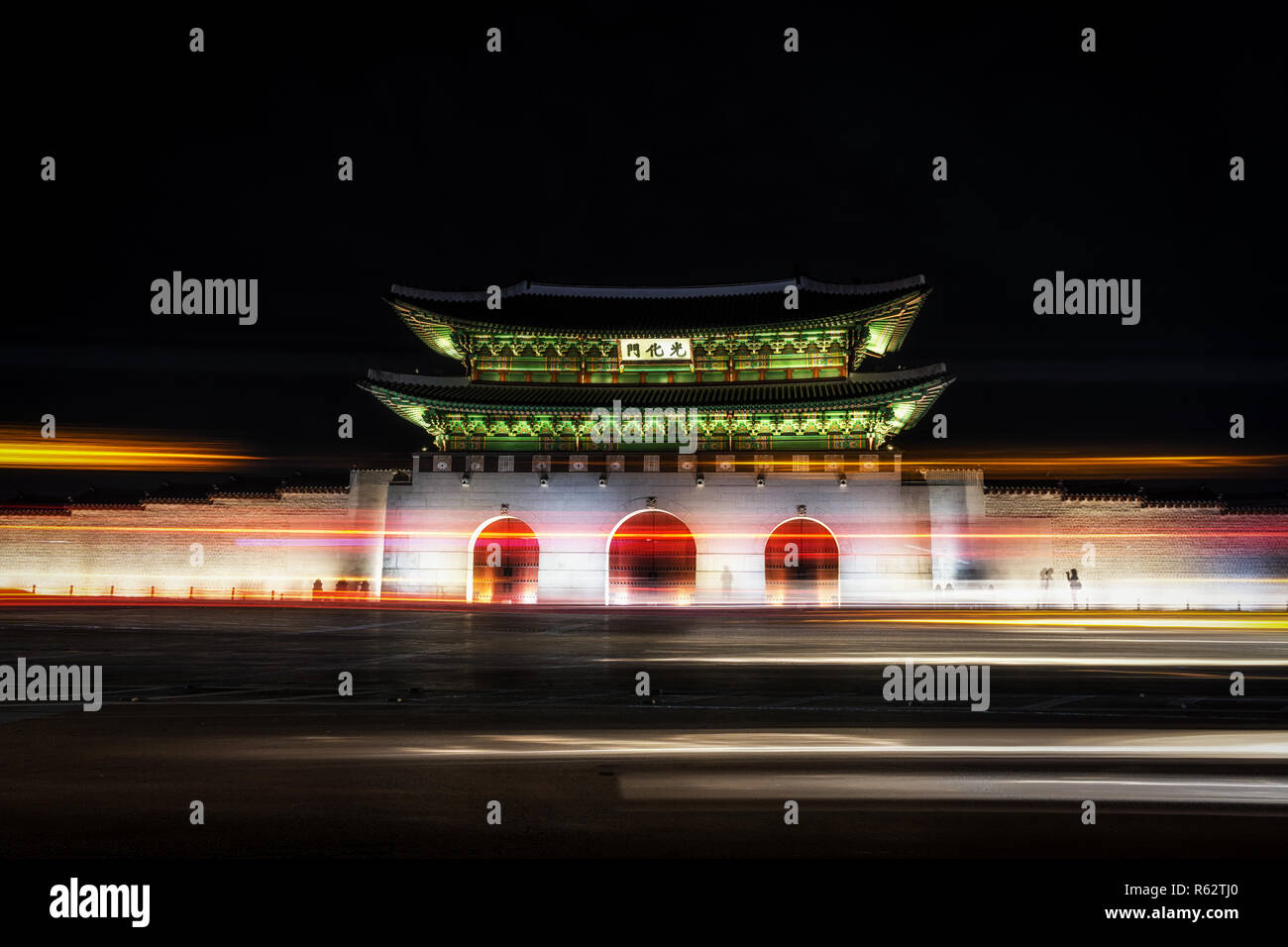 Grand entrance korea hi-res stock photography and images - Alamy