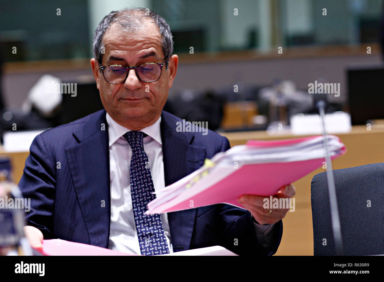 Brussels, Belgium. 3rd Dec 2018. Italian Minister of Economy and ...