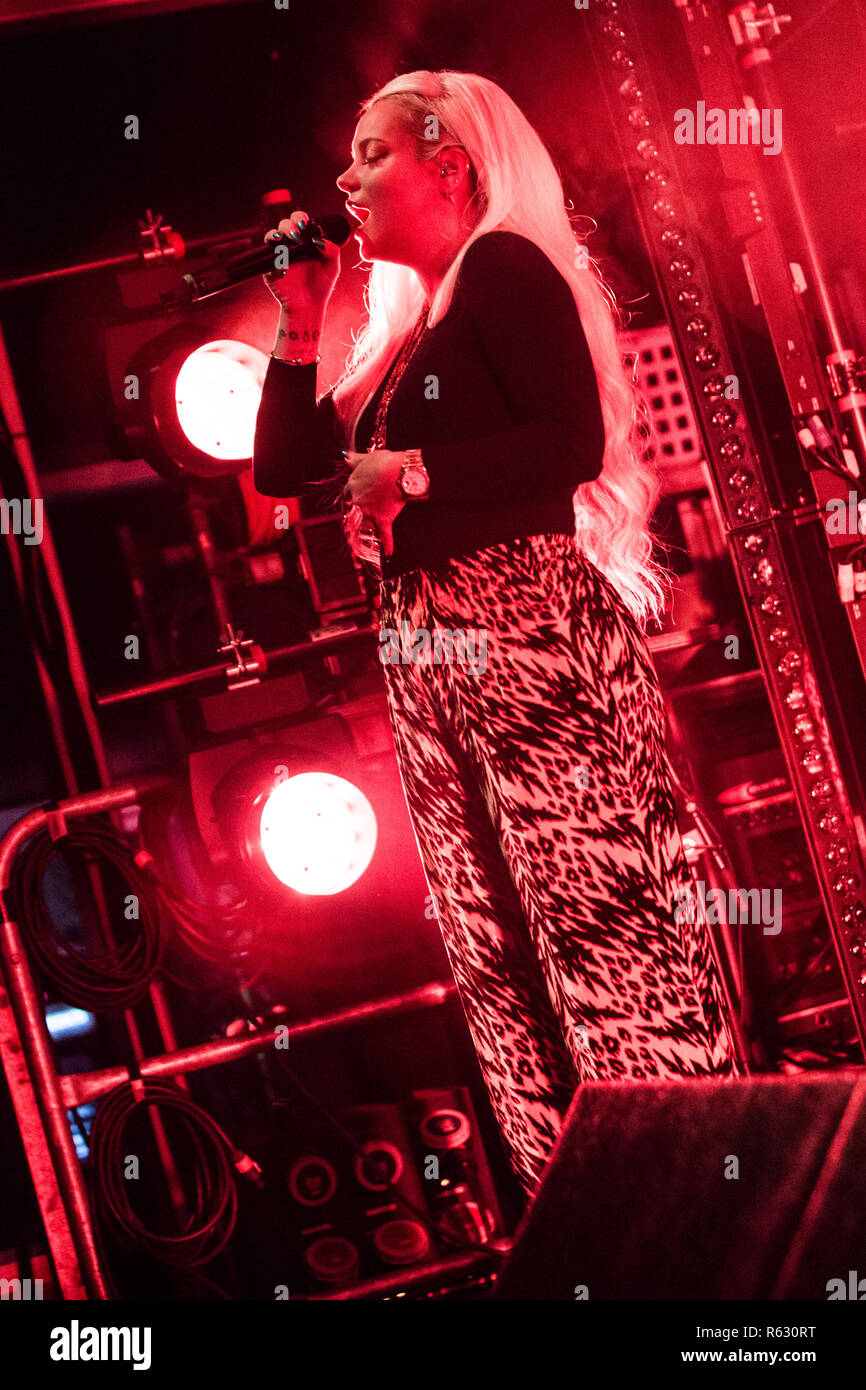 Milan, Italy. 02nd Dec, 2018. The English singer-songwriter and ...