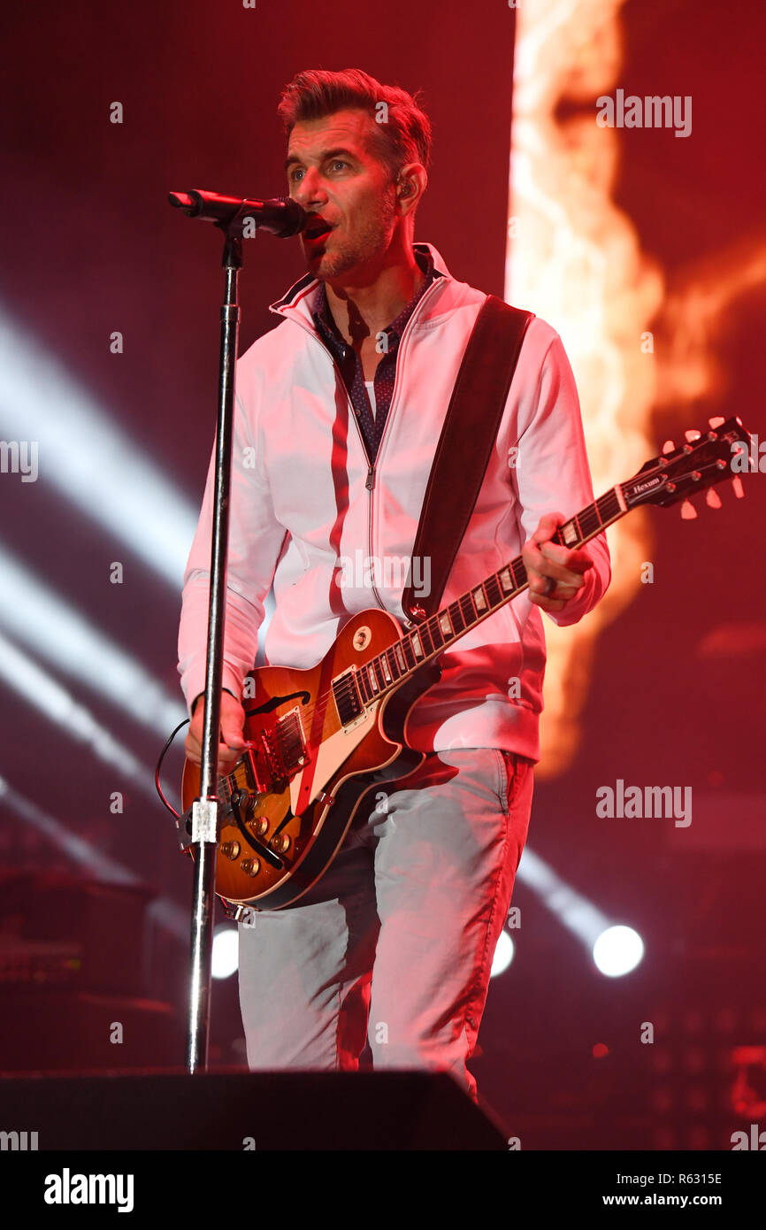 311 nick hexum hi-res stock photography and images - Alamy