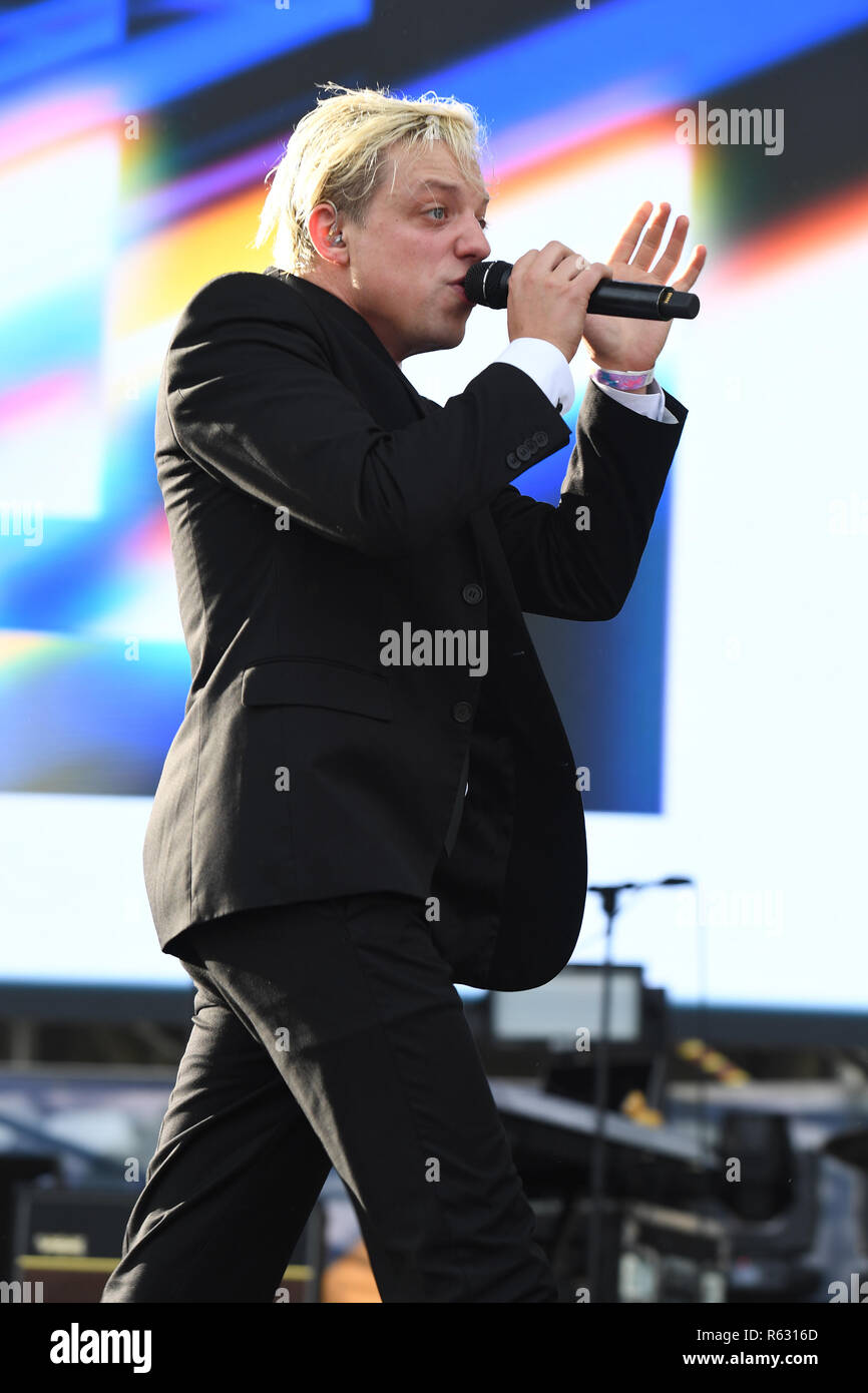 Robert delong hi-res stock photography and images - Alamy