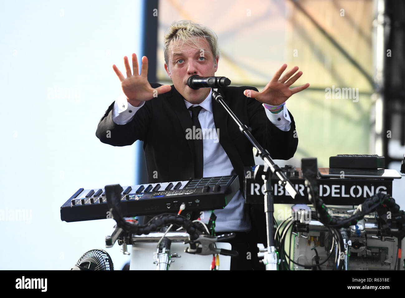 Robert delong hi-res stock photography and images - Alamy