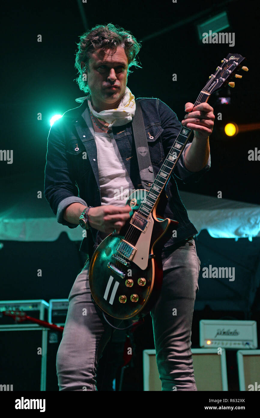 Roland dean hi-res stock photography and images - Alamy