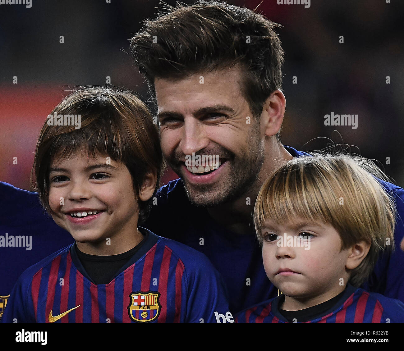 Gerard pique children hi-res stock photography and images - Alamy