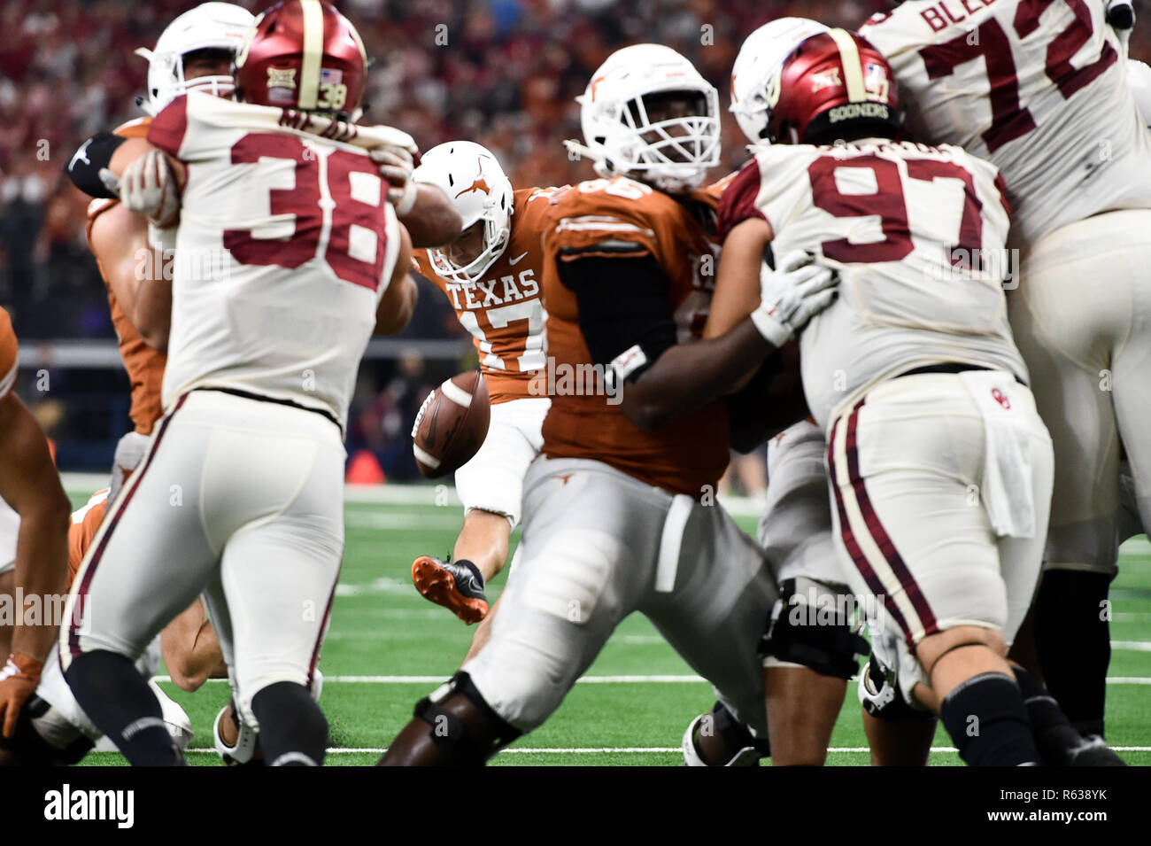 1186 39 hi-res stock photography and images - Alamy