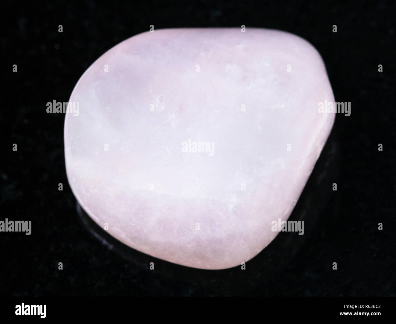 Petalite hi-res stock photography and images - Alamy