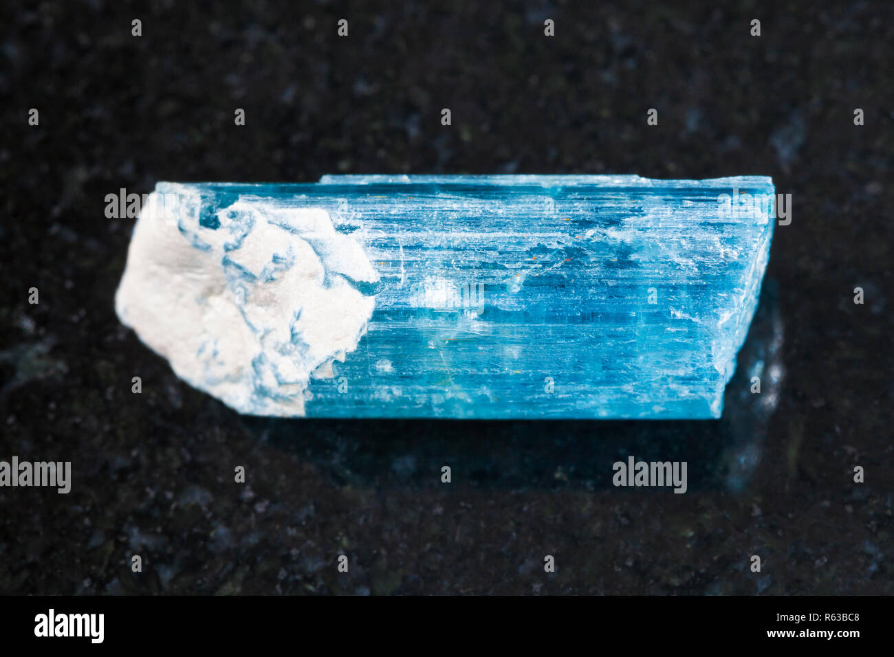 Blue beryl hi-res stock photography and images - Alamy