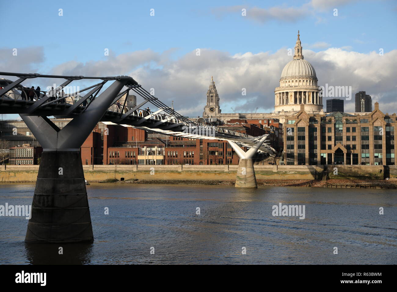 View of the Millennium bridge Stock Photo - Alamy