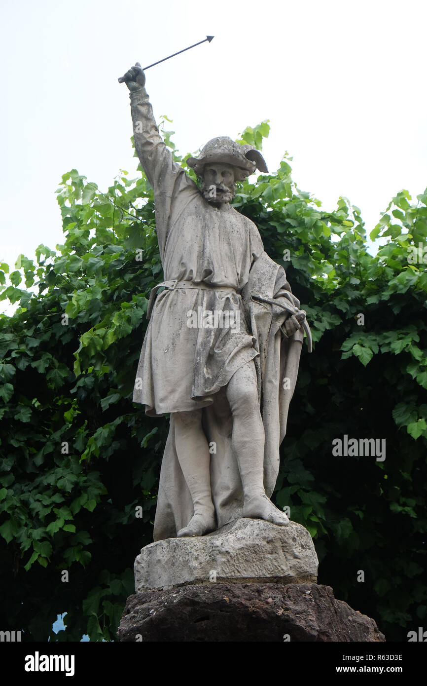 William tell statue hi-res stock photography and images - Alamy