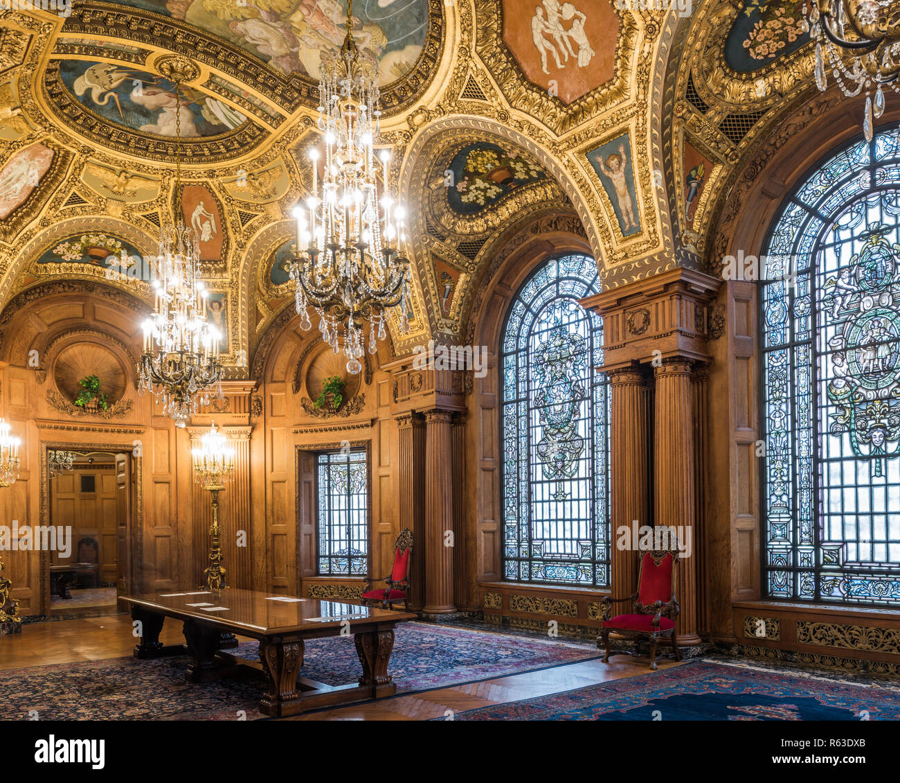 Interior of the Elks National Memorial and Headquarters Stock Photo - Alamy