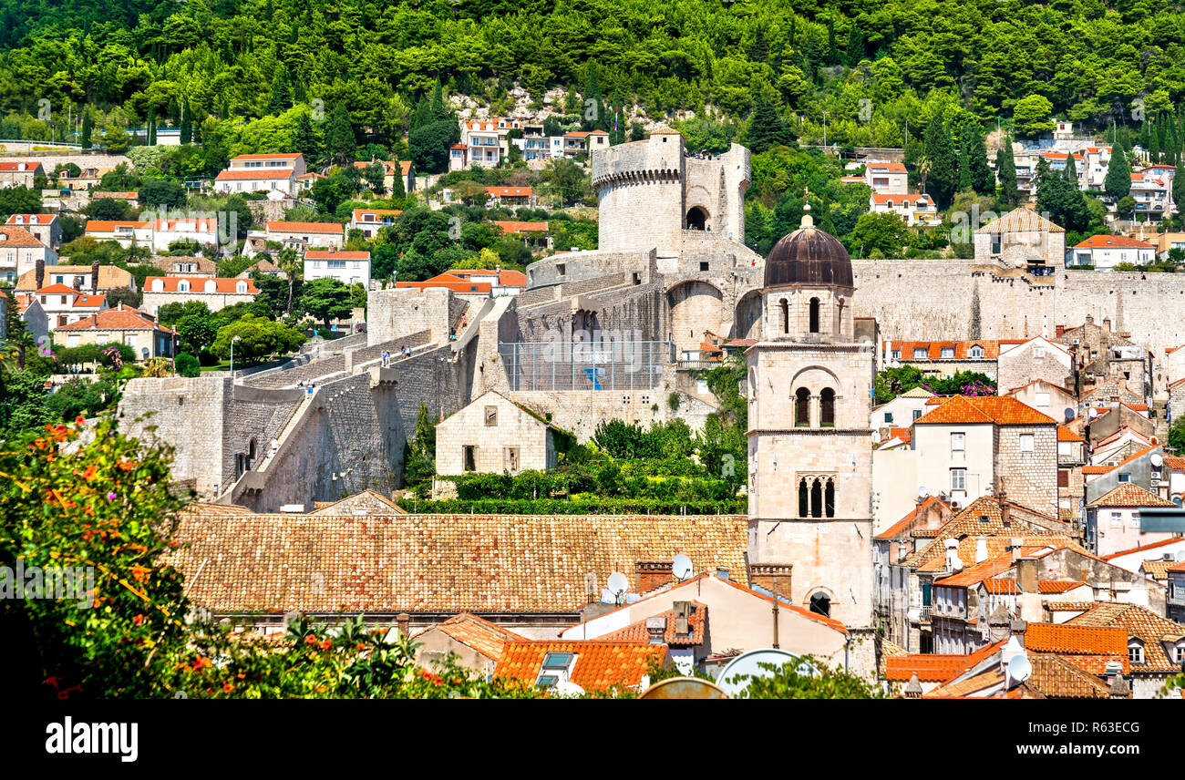 Bell tower of Franciscan Monastery and Minceta Tower in Dubrovnik ...