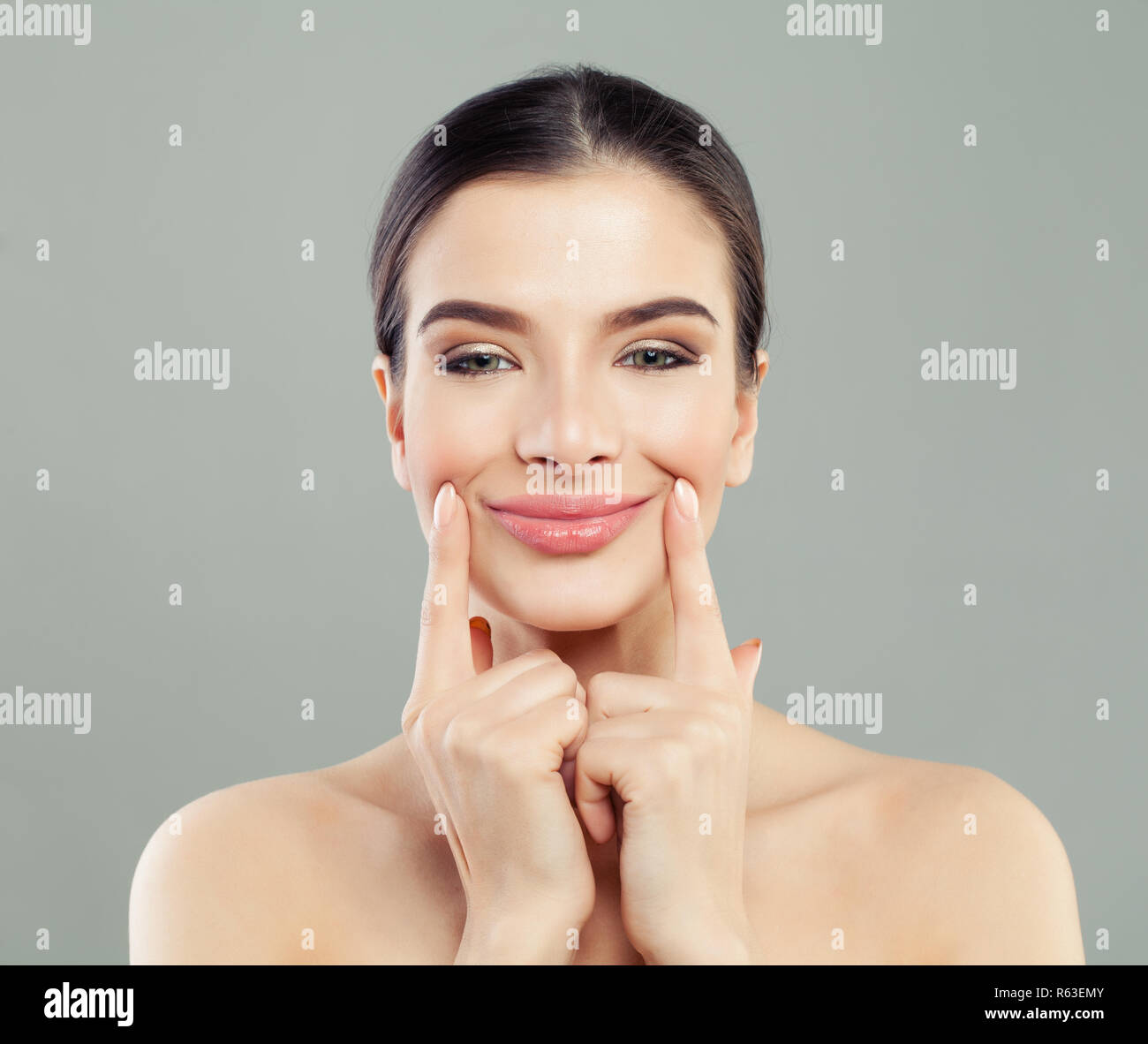 Beauty face big lips young hi-res stock photography and images - Alamy