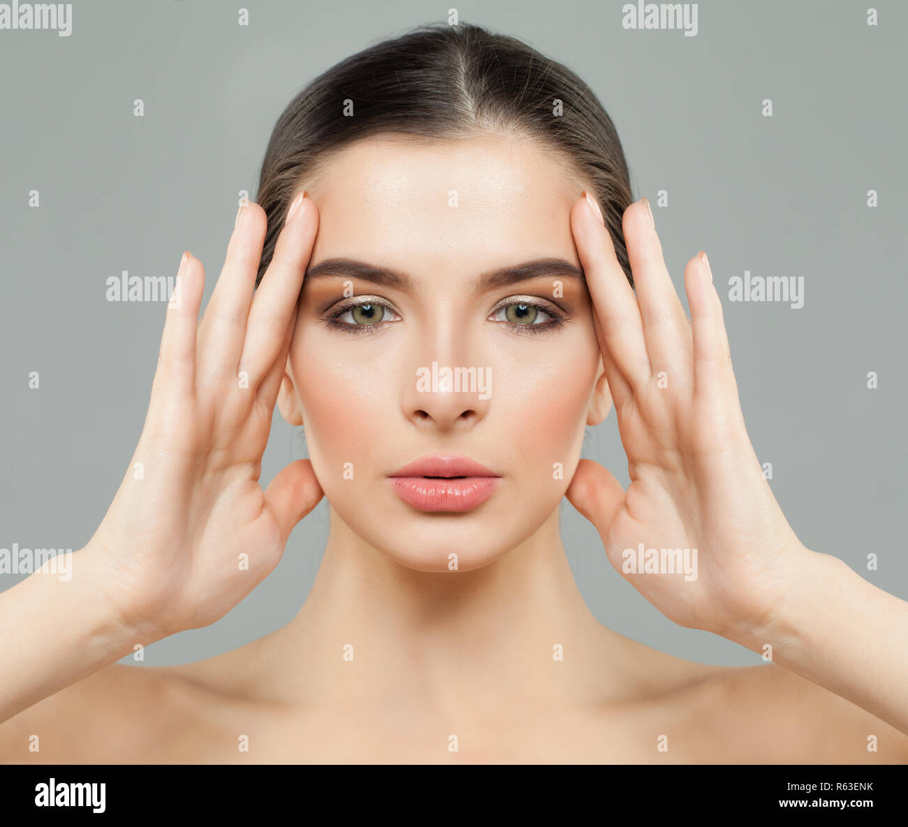 Perfect female face. Female model with clear skin Stock Photo - Alamy