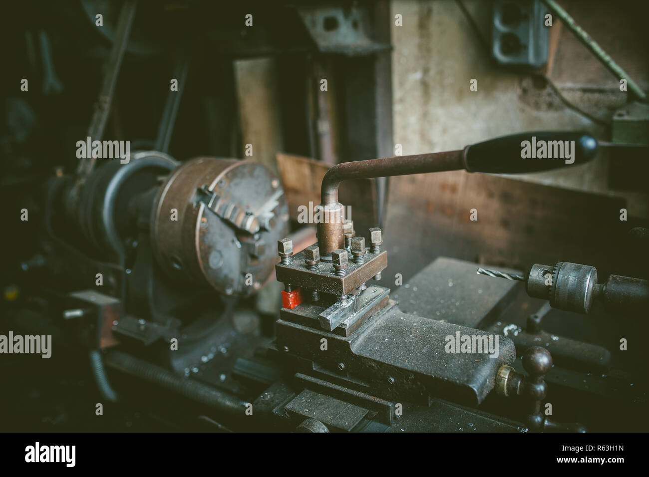 vintage metal turning machine Stock Photo - Alamy