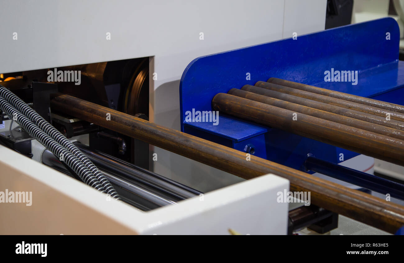 Steel rod cutting machine hi-res stock photography and images - Alamy