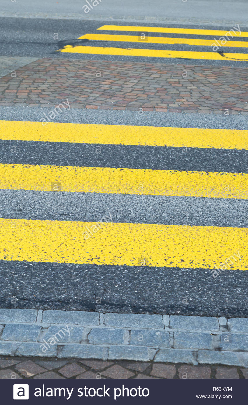 Yellow Line On Road Stripes Stock Photos & Yellow Line On Road Stripes ...