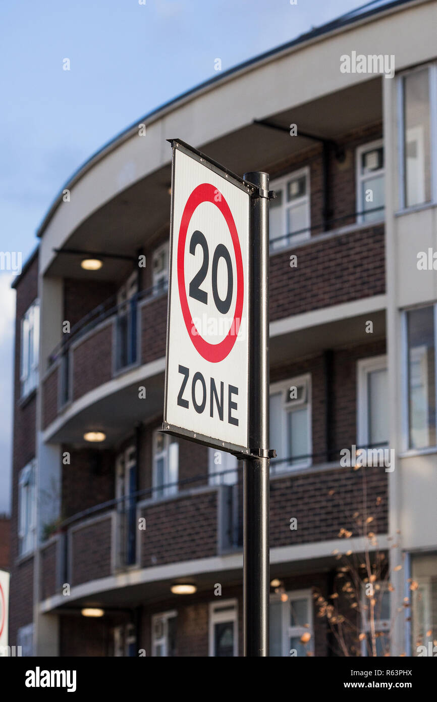 20 mile per hour speed limit sign, Stoke Newington, North London, UK ...