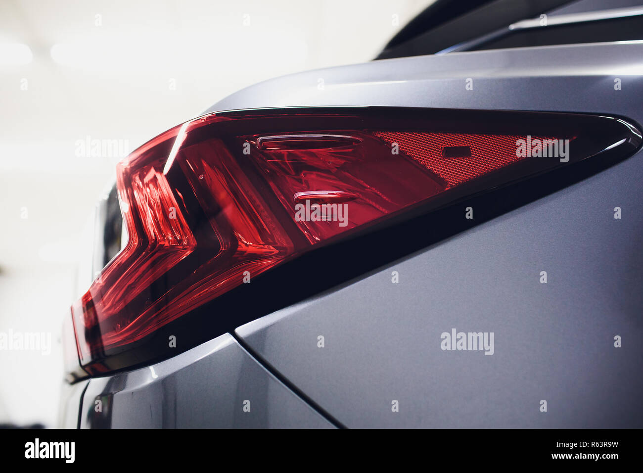 back light, with brilliant reflections auto black body Stock Photo - Alamy