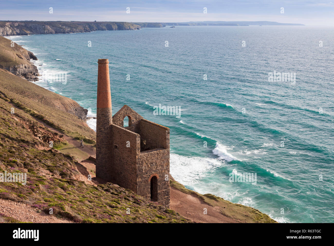 Cornish engine pump house hi-res stock photography and images - Alamy