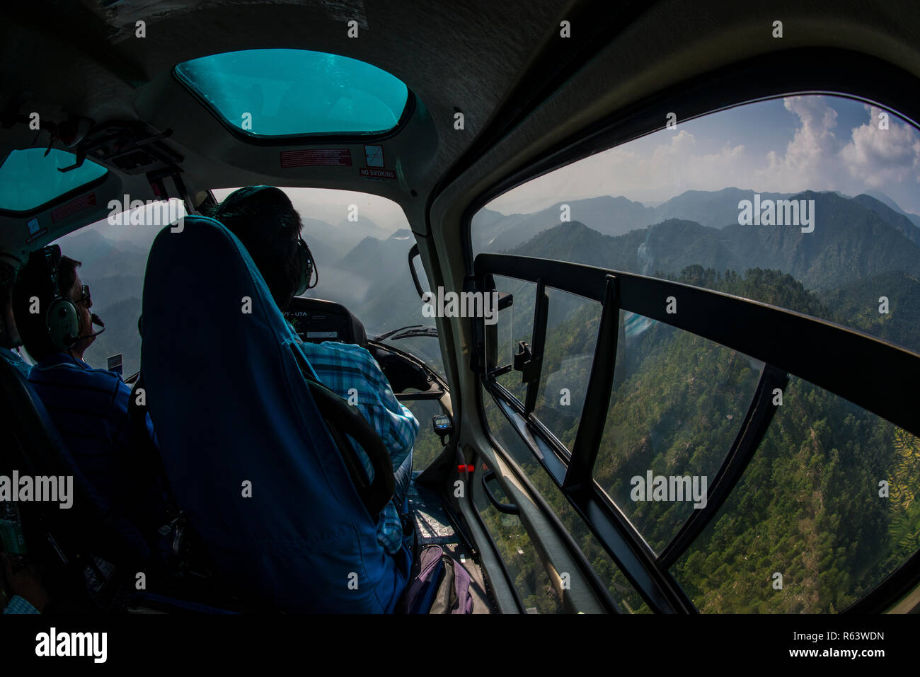 Inside a helicopter hi-res stock photography and images - Alamy