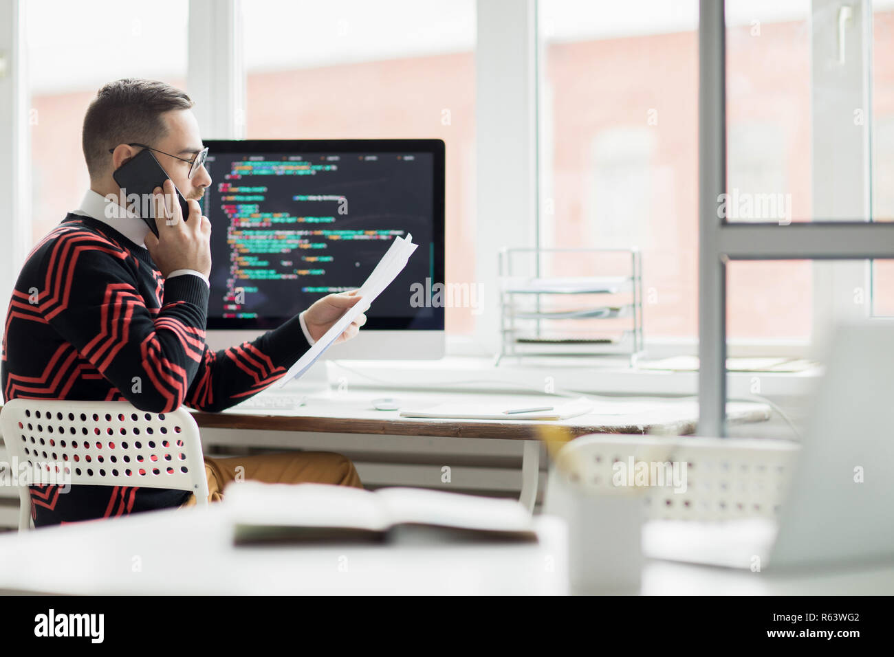 Programmer people hi-res stock photography and images - Alamy