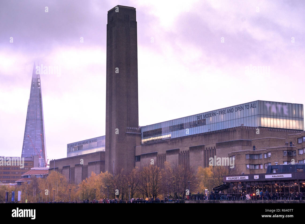 The Tate Modern building with the Shard in the background, in a picture ...