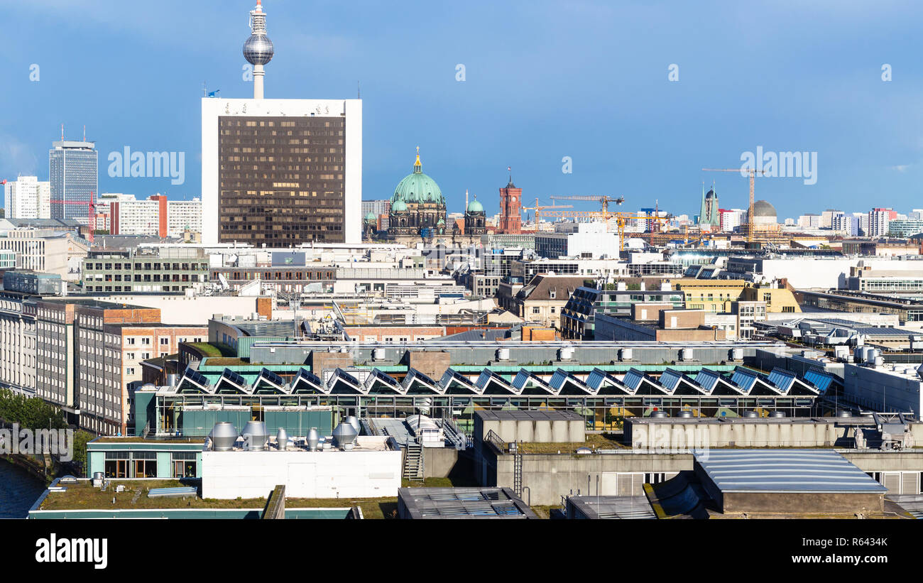 Aerial view from the reichstag hi-res stock photography and images - Alamy