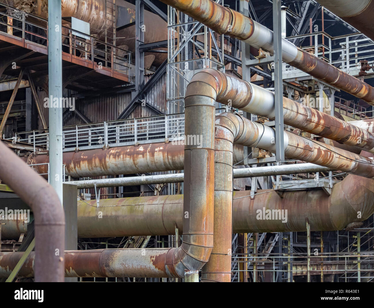 rundown industrial scenery Stock Photo - Alamy