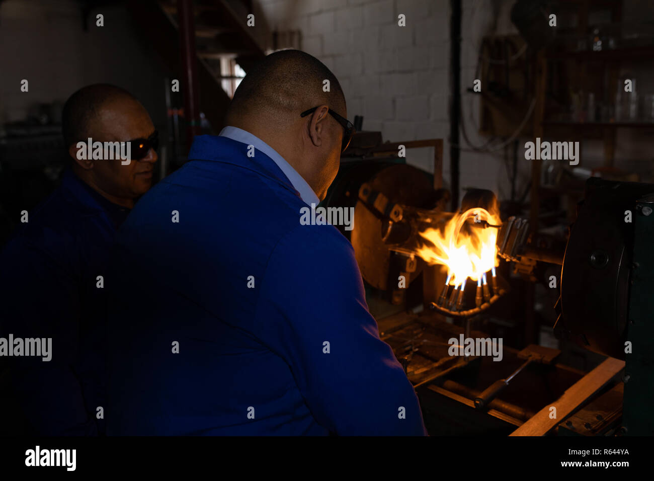 Focused workers hi-res stock photography and images - Alamy