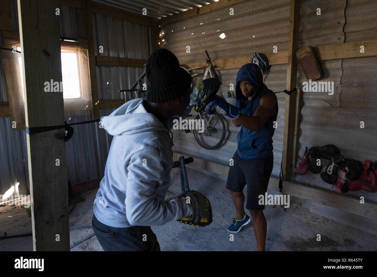Boxing club man sports training hi-res stock photography and images - Alamy