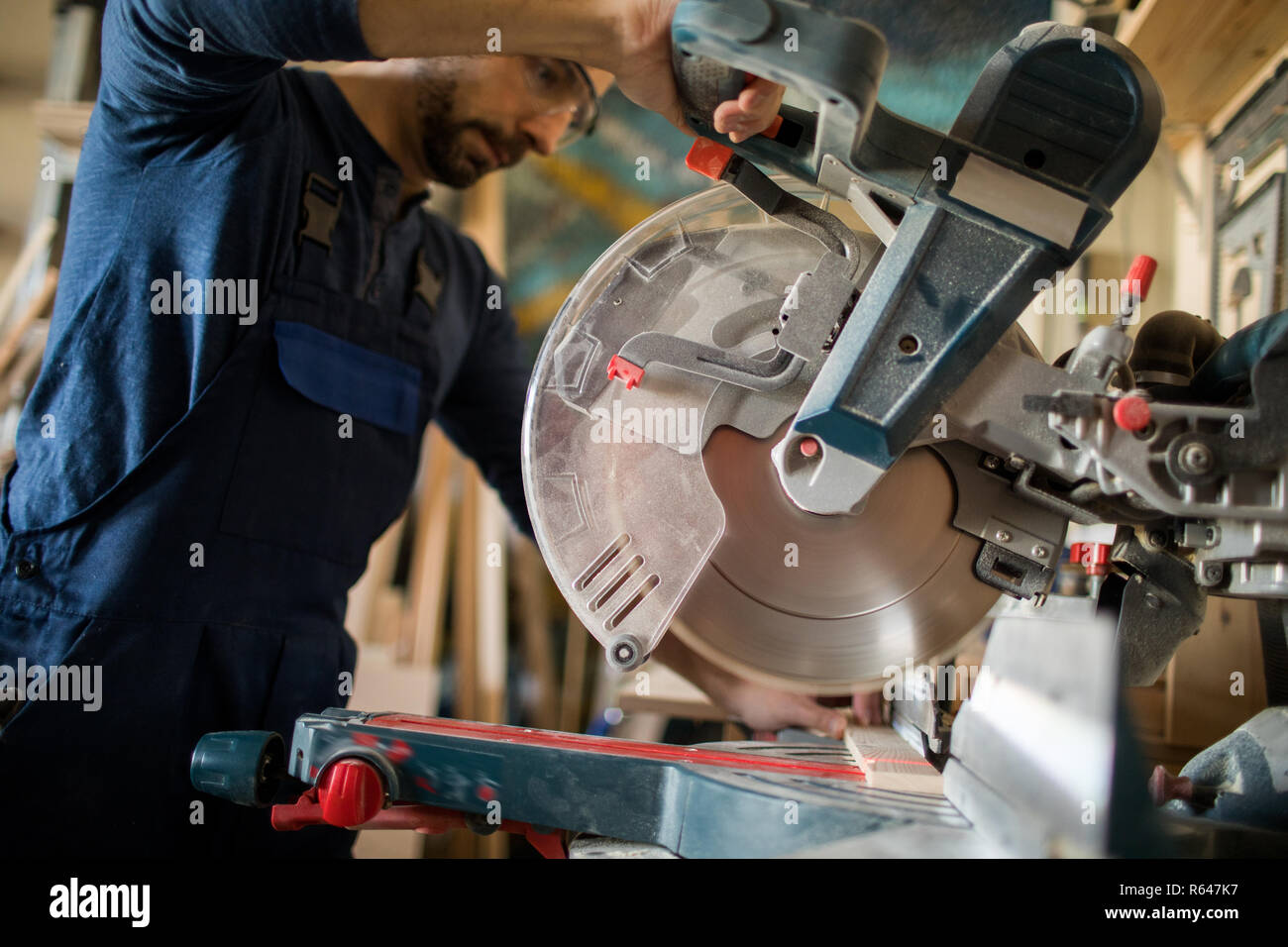 Using cutting tool hi-res stock photography and images - Alamy