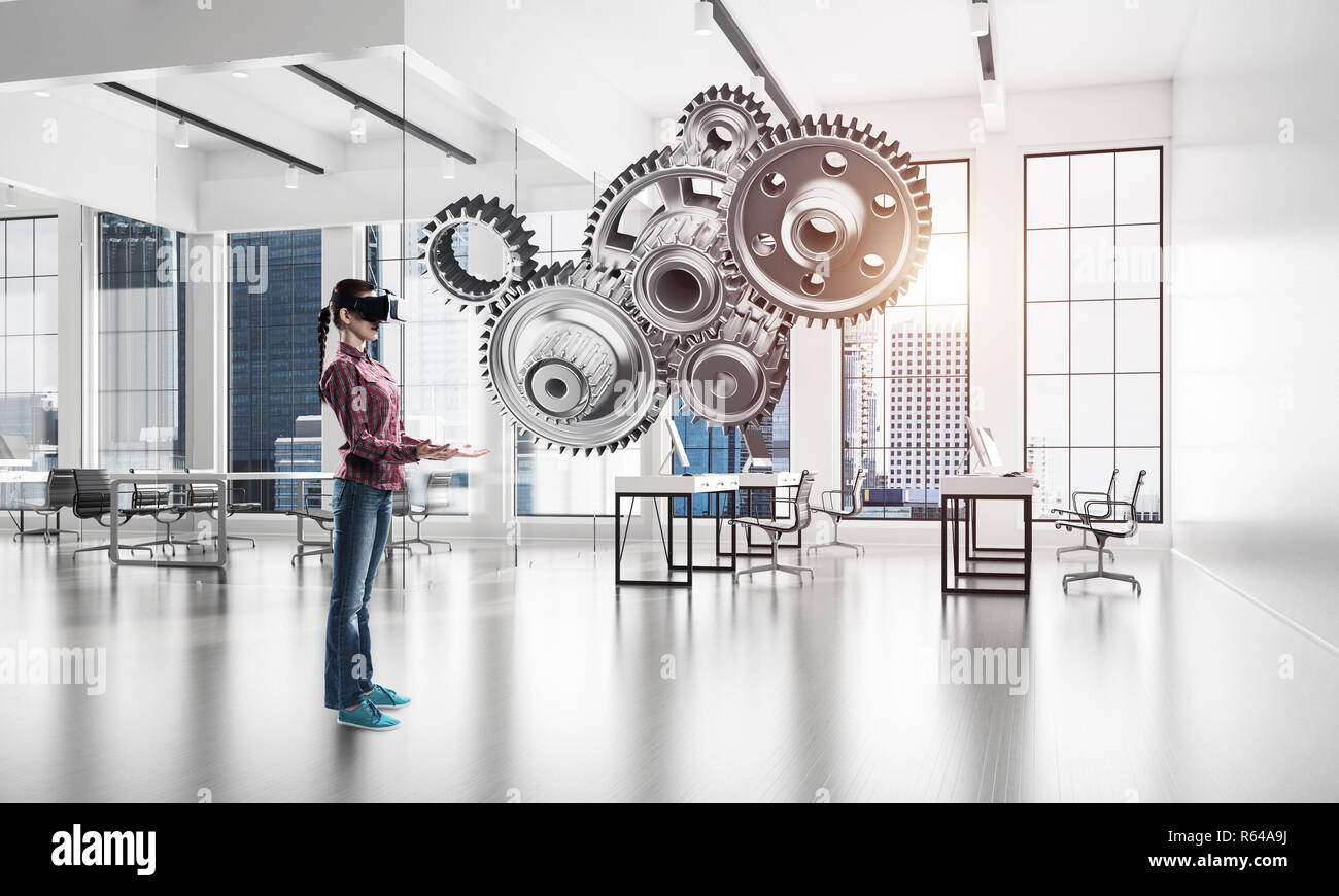 Virtual reality engine hi-res stock photography and images - Alamy