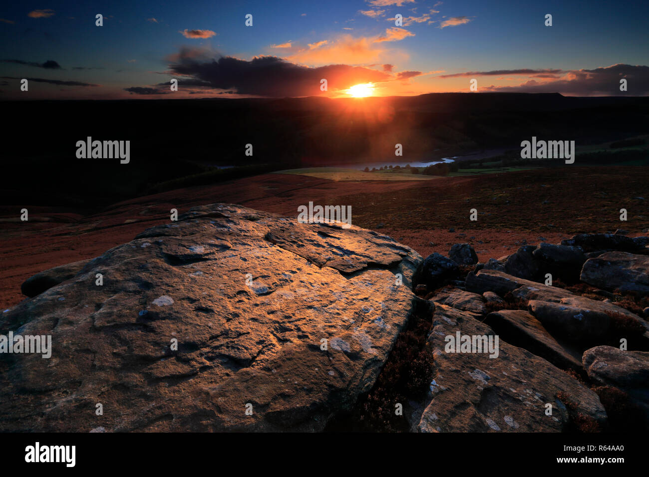 Sunset over the Derwent Moors, Upper Derwent Valley, Peak District ...