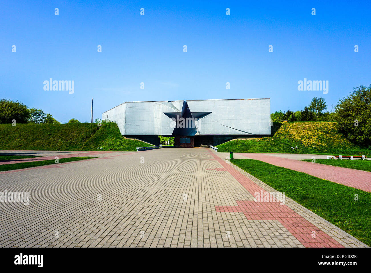 Brest Fortress Hero Complex Star Gate Paved Road Stock Photo - Alamy