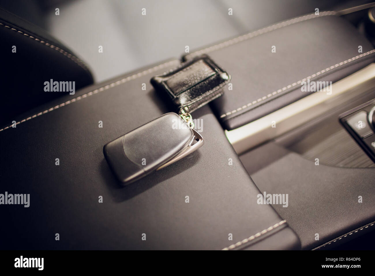 Passing car keys. Cropped closeup car dealer holding out car keys ...