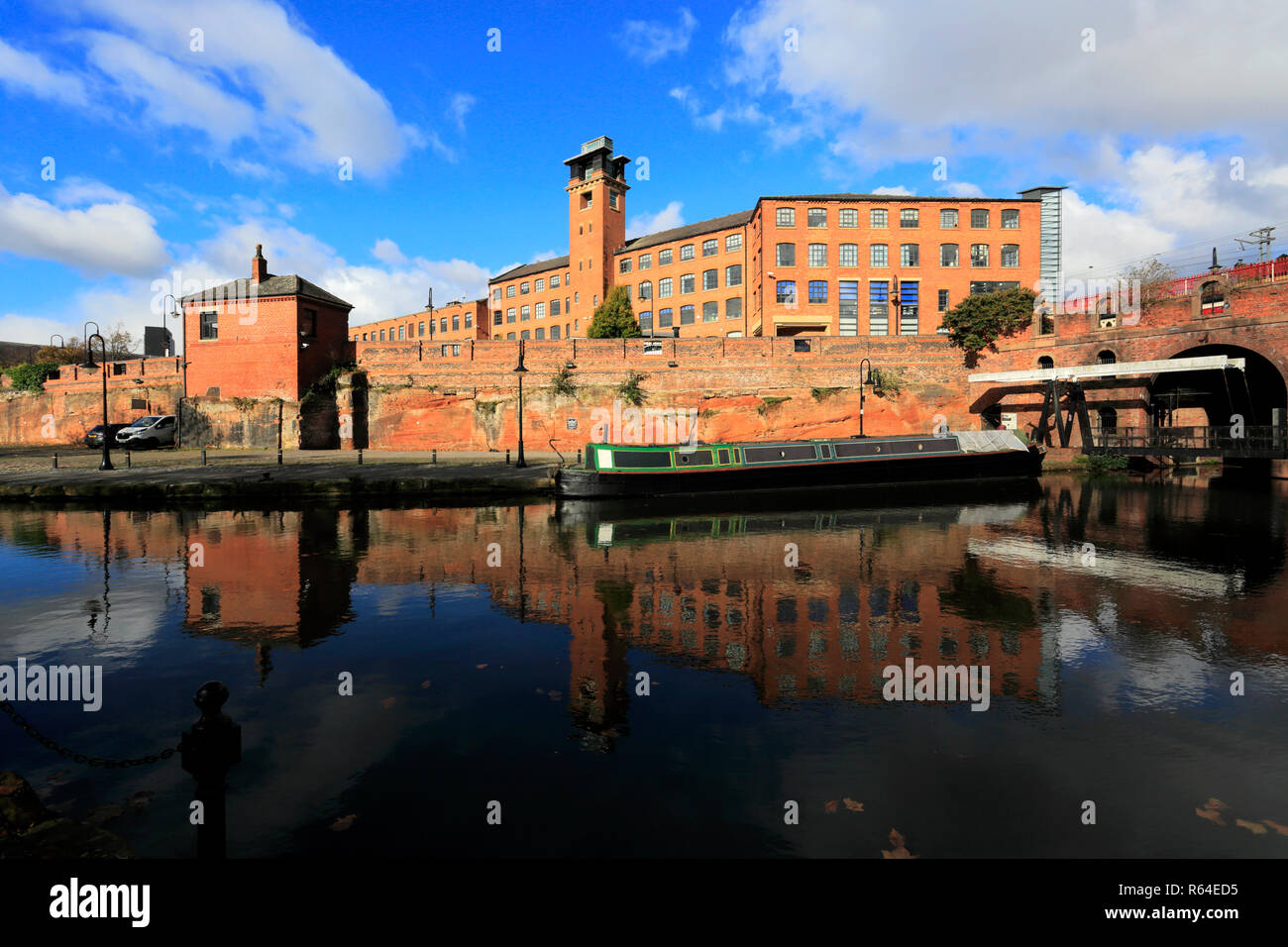 The Grocers Warehouse Ruins and Bridgewater Canal, Castlefield ...