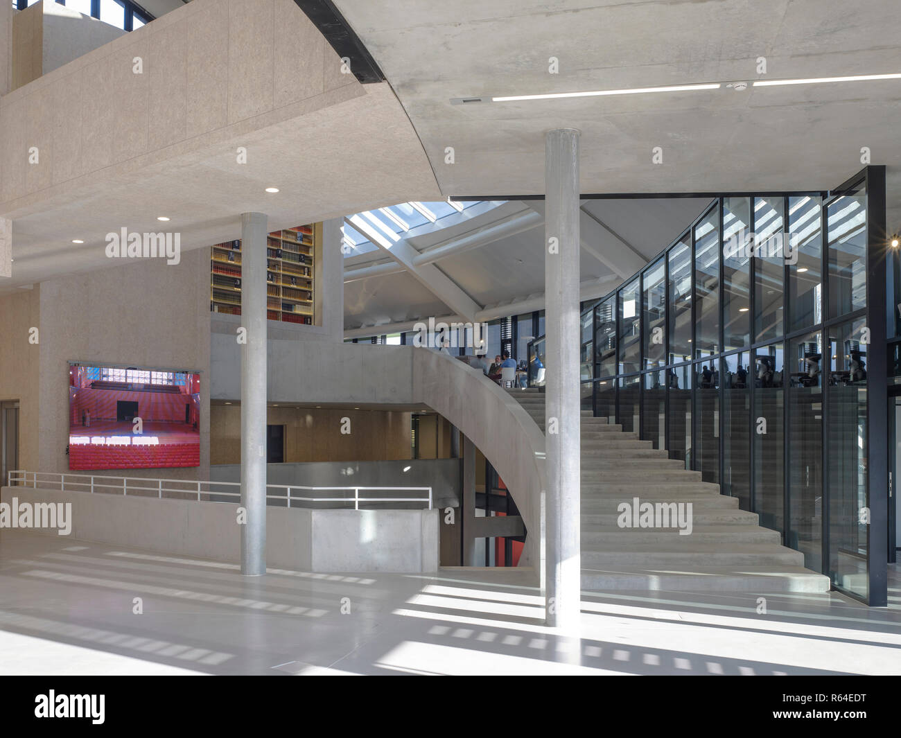 Bernard tschumi concert hall hi-res stock photography and images - Alamy