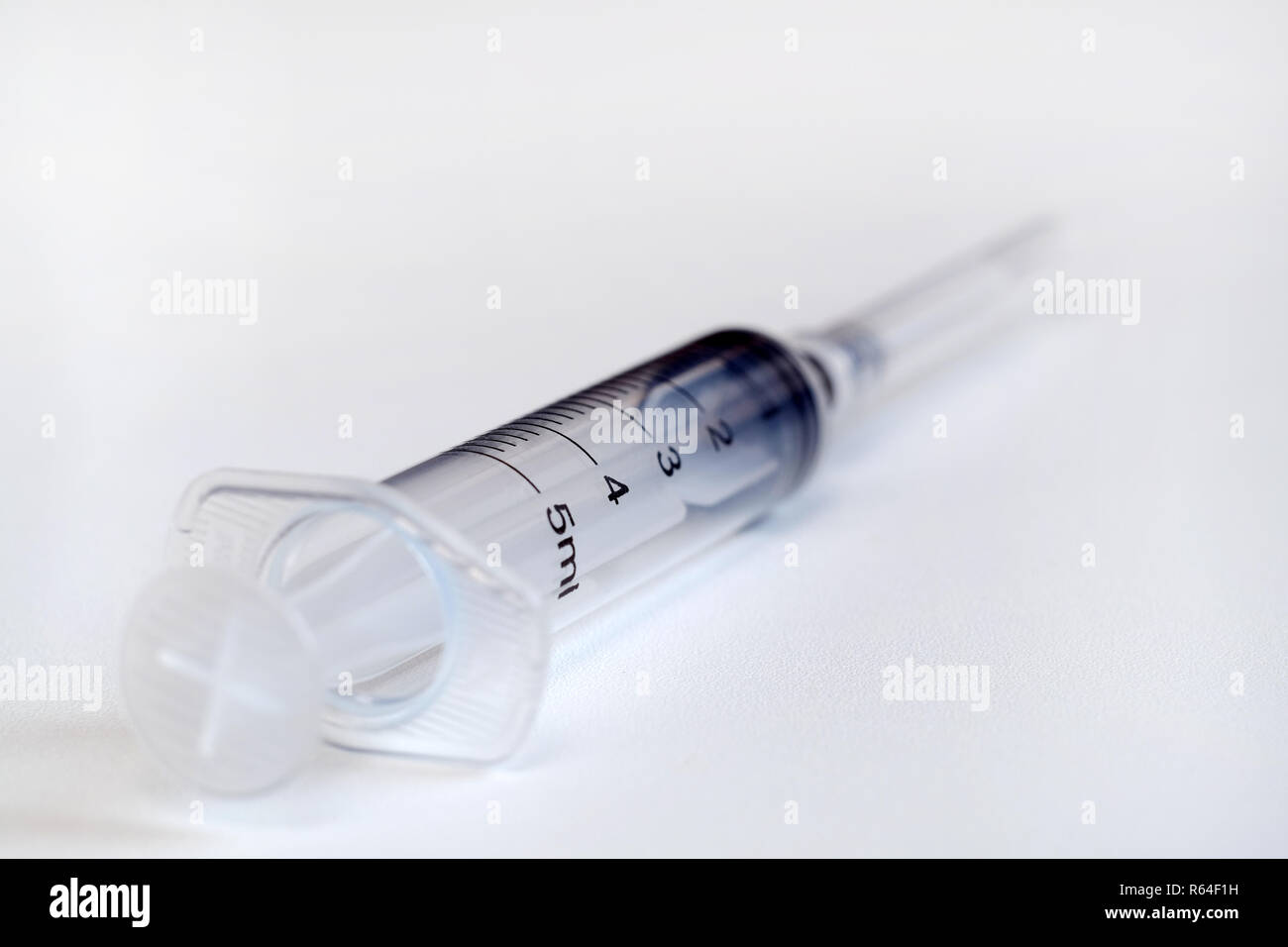 Disposable syringe. Plastic insulin syringe. The insulin syringe with ...