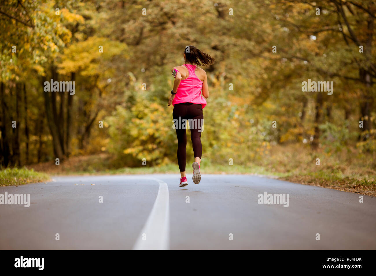 Jogging girl in countryside hi-res stock photography and images - Alamy