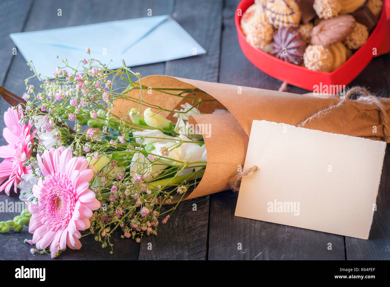 Vintage birthday newspaper hi-res stock photography and images - Alamy