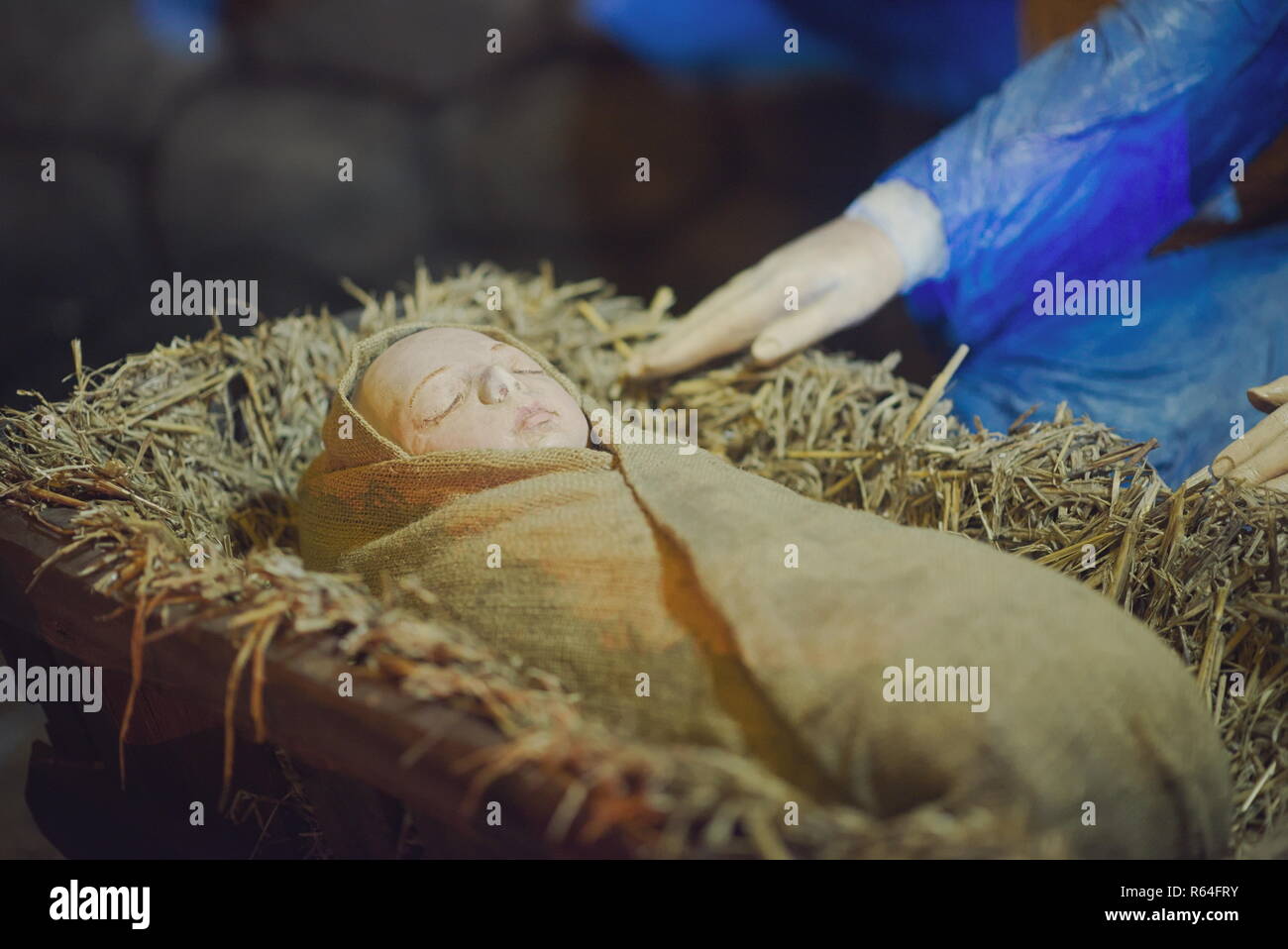 Baby jesus crib hi-res stock photography and images - Alamy