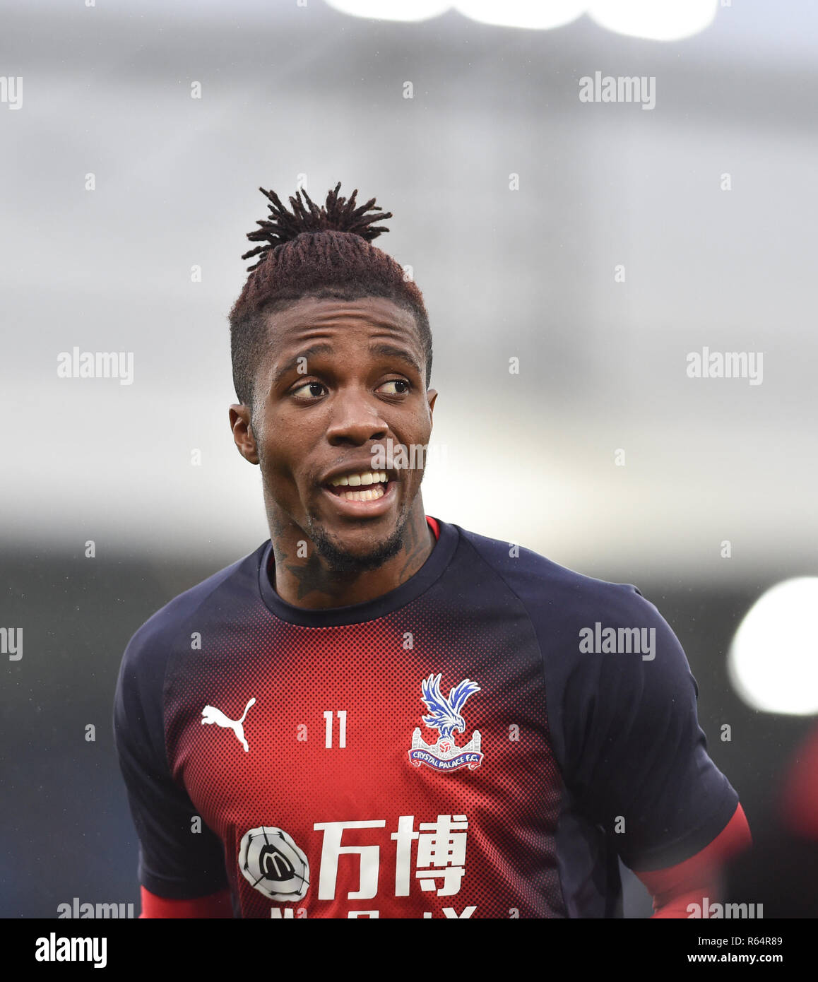 Footballer wilfred zaha hi-res stock photography and images - Alamy
