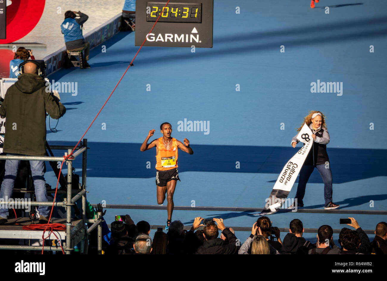 Finalizing Marathon race and breaking event record Stock Photo - Alamy